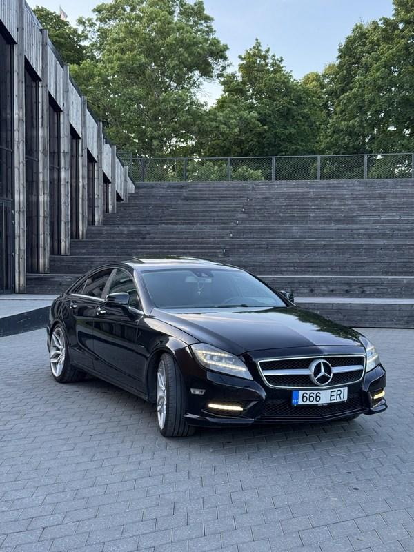 Black Mercedes-Benz CLS 550 2012 in Paide, with an engine capacity of 4.70 L and mileage of 285 thousand km for 15500 €, photo 9 on AUTOMOTO.COM.LV