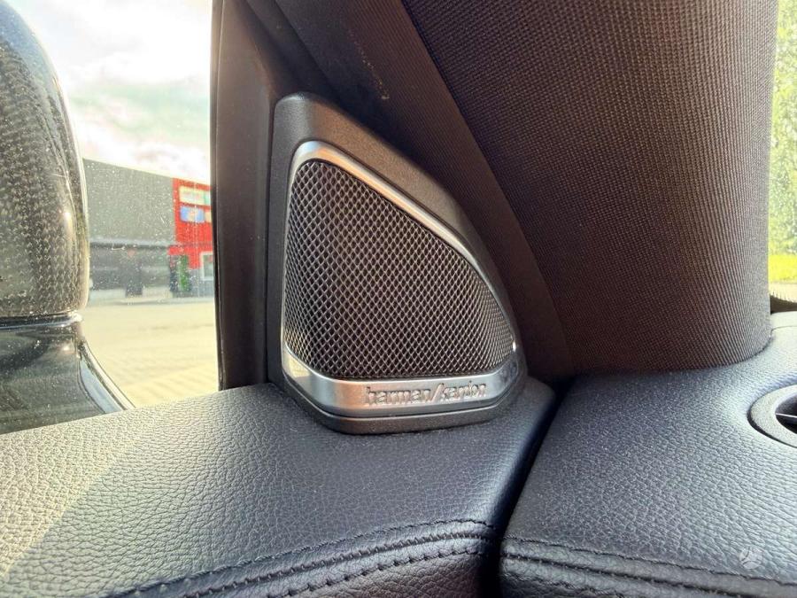 Melns Mercedes-Benz CLS 550 2013 Kretinga, ar dzinēja tilpumu 4.70 L un nobraukumu 260 tūkst. km par 17000 €, foto 19 vietnē AUTOMOTO.COM.LV