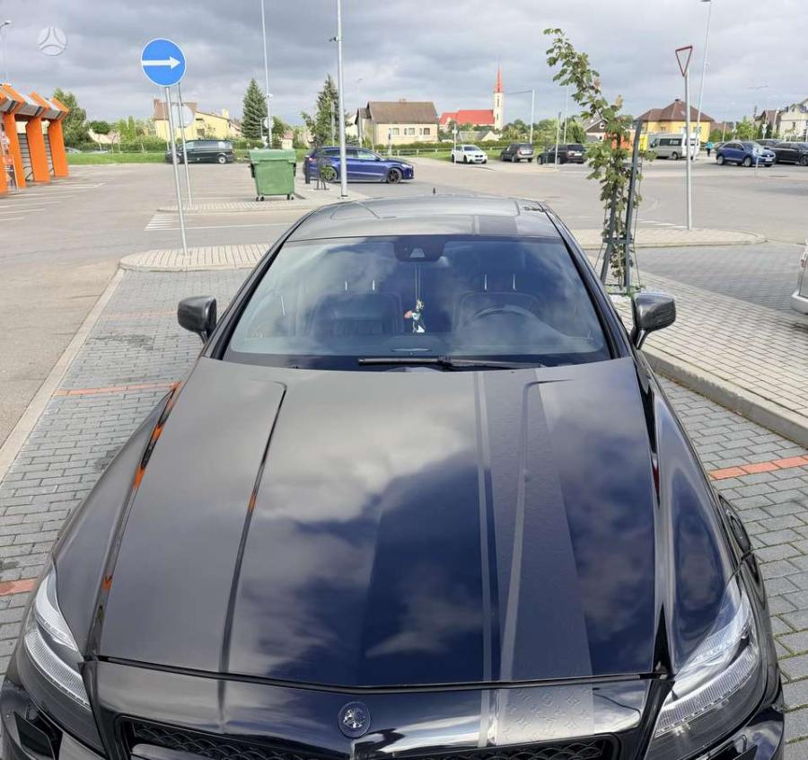 Melns Mercedes-Benz CLS 550 2013 Kretinga, ar dzinēja tilpumu 4.70 L un nobraukumu 260 tūkst. km par 17000 €, foto 20 vietnē AUTOMOTO.COM.LV