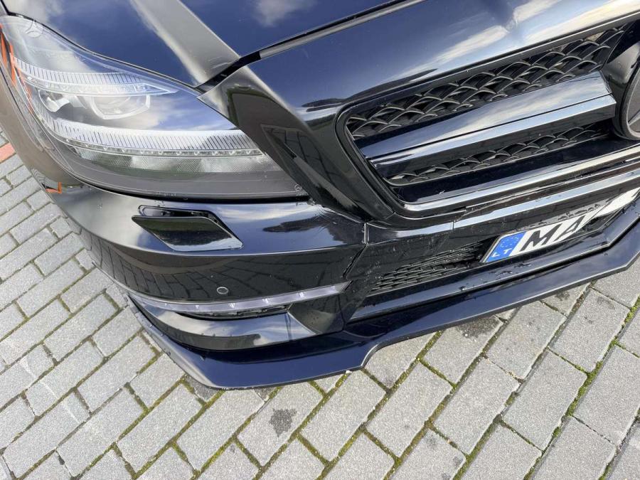 Melns Mercedes-Benz CLS 550 2013 Kretinga, ar dzinēja tilpumu 4.70 L un nobraukumu 260 tūkst. km par 17000 €, foto 23 vietnē AUTOMOTO.COM.LV