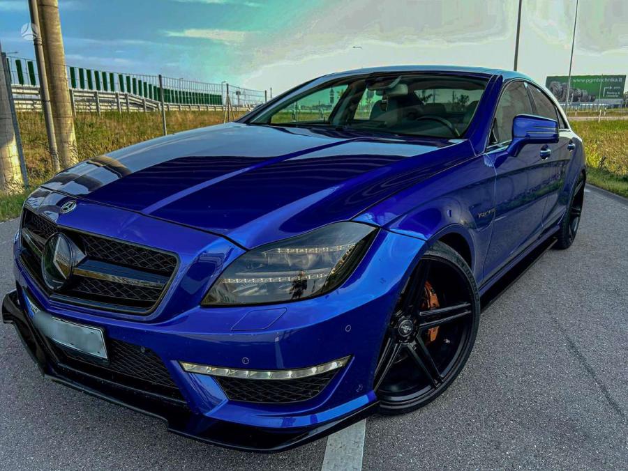 Zils Mercedes-Benz CLS 550 2014 Kauņa, ar dzinēja tilpumu 4.70 L un nobraukumu 240 tūkst. km par 24000 €, foto 1 vietnē AUTOMOTO.COM.LV