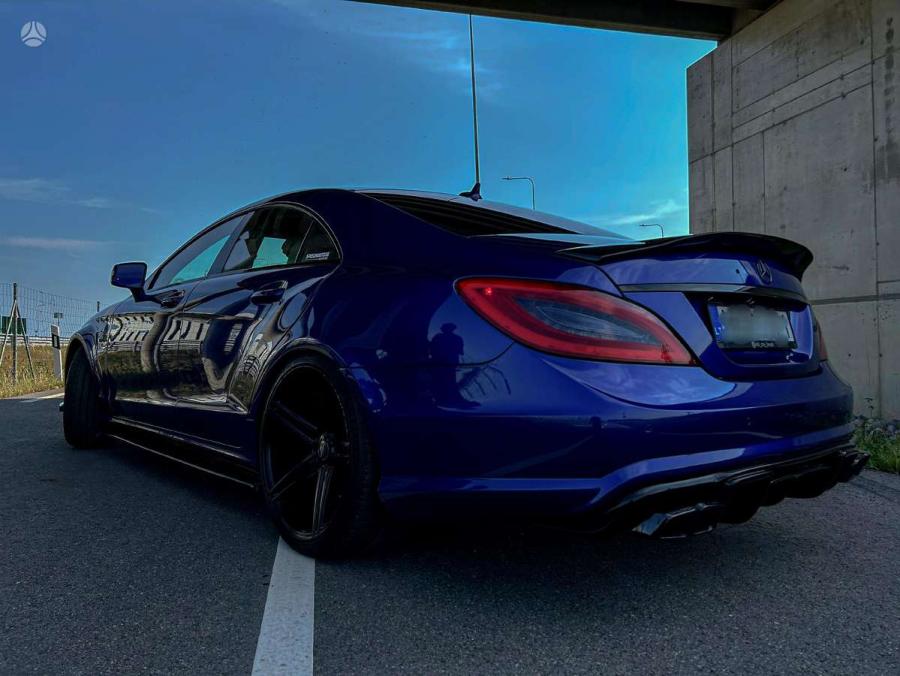 Zils Mercedes-Benz CLS 550 2014 Kauņa, ar dzinēja tilpumu 4.70 L un nobraukumu 240 tūkst. km par 24000 €, foto 15 vietnē AUTOMOTO.COM.LV