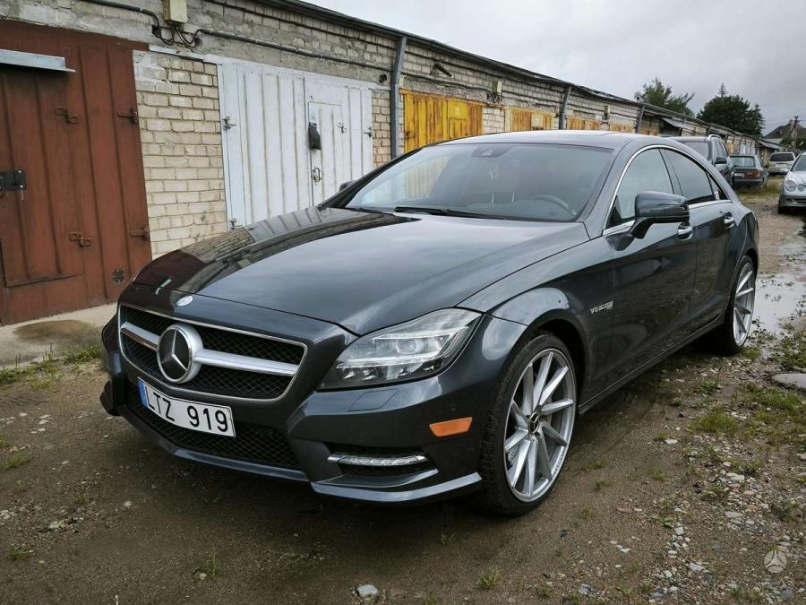 Pelēks Mercedes-Benz CLS 550 2012 Kauņa, ar dzinēja tilpumu 4.70 L un nobraukumu 199 tūkst. km par 13700 €, foto 1 vietnē AUTOMOTO.COM.LV