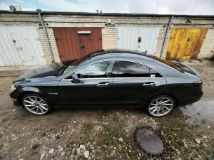 Pelēks Mercedes-Benz CLS 550 2012 Kauņa, ar dzinēja tilpumu 4.70 L un nobraukumu 199 tūkst. km par 13700 €, foto 4 vietnē AUTOMOTO.COM.LV