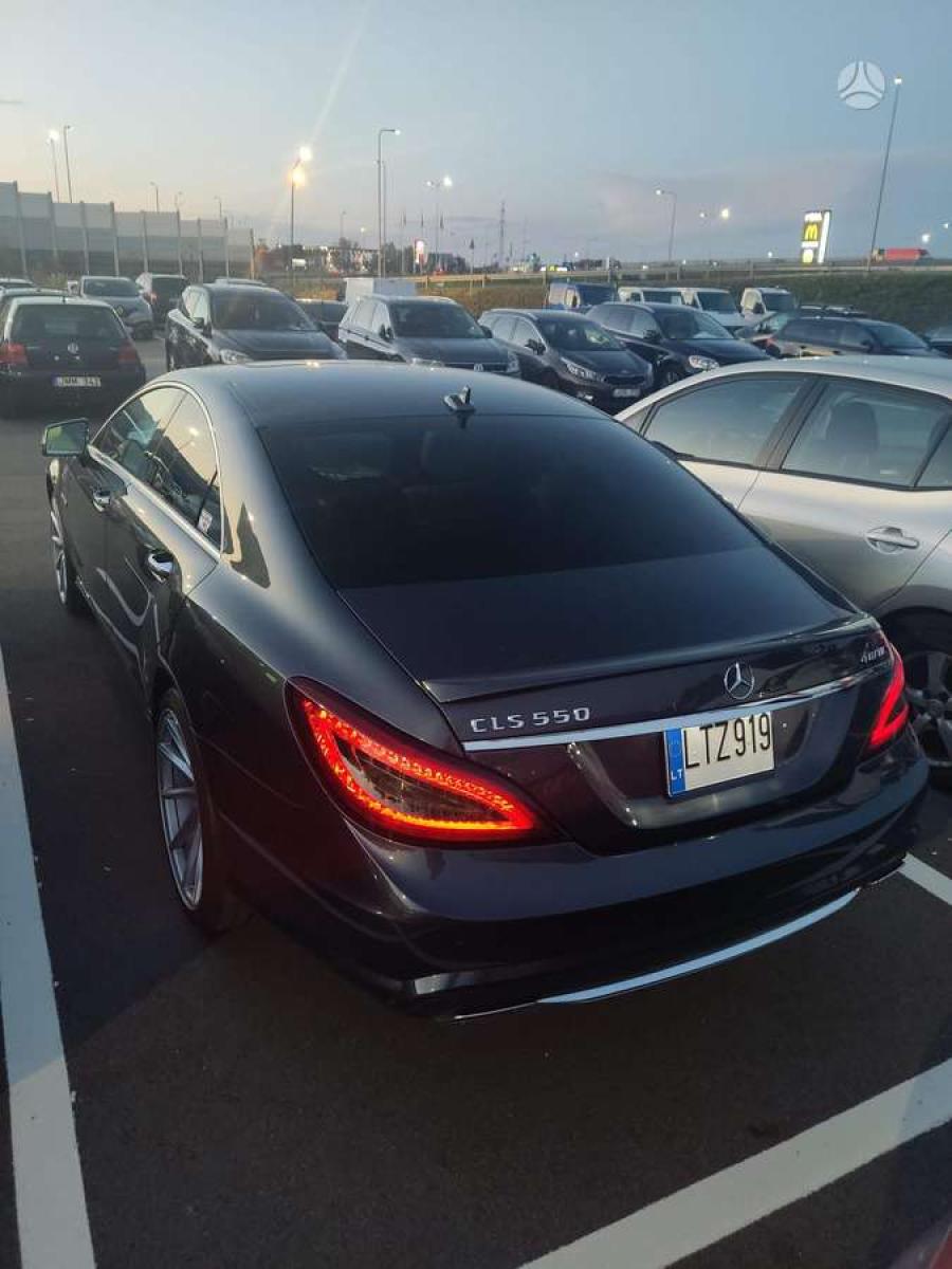 Pelēks Mercedes-Benz CLS 550 2012 Kauņa, ar dzinēja tilpumu 4.70 L un nobraukumu 199 tūkst. km par 13700 €, foto 5 vietnē AUTOMOTO.COM.LV
