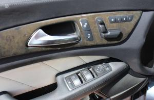 Pelēks Mercedes-Benz CLS 550 2012 Kauņa, ar dzinēja tilpumu 4.70 L un nobraukumu 199 tūkst. km par 13700 €, foto 8 vietnē AUTOMOTO.COM.LV