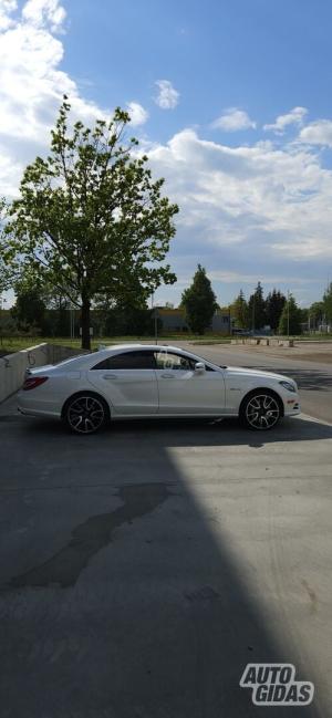 White Mercedes-Benz CLS 550 2012 in Panevezys, with an engine capacity of 4.70 L and mileage of 230 thousand km for 13000 €, photo 5 on AUTOMOTO.COM.LV