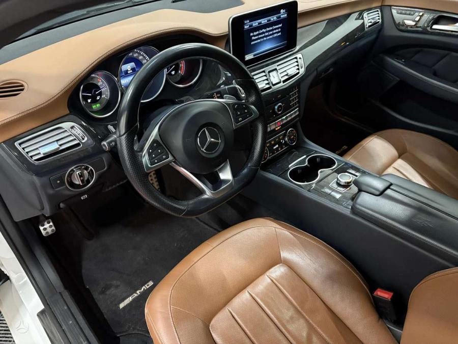 Balts Mercedes-Benz CLS 550 2018 Viļņa, ar dzinēja tilpumu 3.66 L un nobraukumu 142 tūkst. km par 31990 €, foto 12 vietnē AUTOMOTO.COM.LV