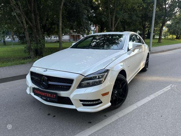 White Mercedes-Benz CLS 550 2012 in Jonava, with an engine capacity of 4.70 L and mileage of 196 thousand km for 12250 €, photo 1 on AUTOMOTO.COM.LV