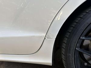 White Mercedes-Benz CLS 550 2012 in Jonava, with an engine capacity of 4.70 L and mileage of 196 thousand km for 12250 €, photo 13 on AUTOMOTO.COM.LV