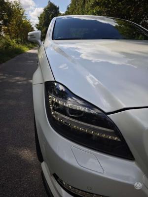 Balts Mercedes-Benz CLS 550 2013 Plungė, ar dzinēja tilpumu 4.66 L un nobraukumu 263 tūkst. km par 21000 €, foto 12 vietnē AUTOMOTO.COM.LV