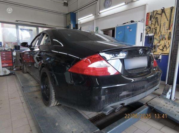 Melns Mercedes-Benz cls-63-amg 2007 Klaipėda, ar dzinēja tilpumu 6.21 L un nobraukumu 203 tūkst. km par 9300 €, foto 3 vietnē AUTOMOTO.COM.LV