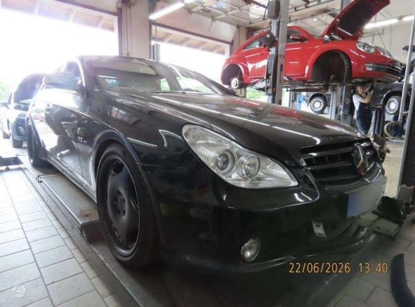 Black Mercedes-Benz cls-63-amg 2007 in Klaipeda, with an engine capacity of 6.21 L and mileage of 203 thousand km for 9300 €, photo 4 on AUTOMOTO.COM.LV