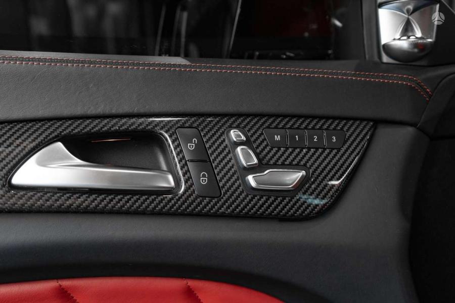 Black Mercedes-Benz cls-63-amg 2015 in Riga, with an engine capacity of 5.46 L and mileage of 204 thousand km for 35900 €, photo 18 on AUTOMOTO.COM.LV