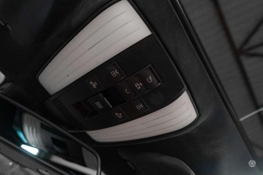 Black Mercedes-Benz cls-63-amg 2015 in Riga, with an engine capacity of 5.46 L and mileage of 204 thousand km for 35900 €, photo 24 on AUTOMOTO.COM.LV
