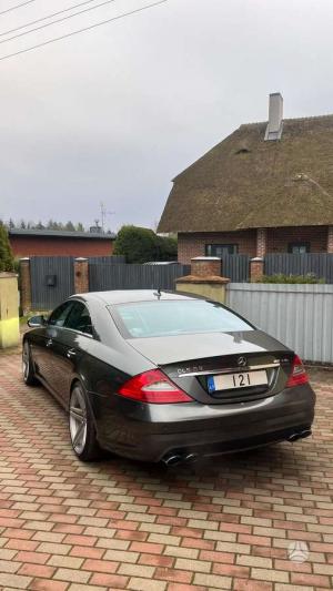 Brown Mercedes-Benz cls-63-amg 2007 in Kaunas, with an engine capacity of 6.21 L and mileage of 254 thousand km for 13300 €, photo 7 on AUTOMOTO.COM.LV