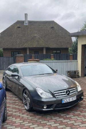 Brown Mercedes-Benz cls-63-amg 2007 in Kaunas, with an engine capacity of 6.21 L and mileage of 254 thousand km for 13300 €, photo 8 on AUTOMOTO.COM.LV