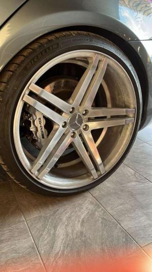 Brown Mercedes-Benz cls-63-amg 2007 in Kaunas, with an engine capacity of 6.21 L and mileage of 254 thousand km for 13300 €, photo 14 on AUTOMOTO.COM.LV