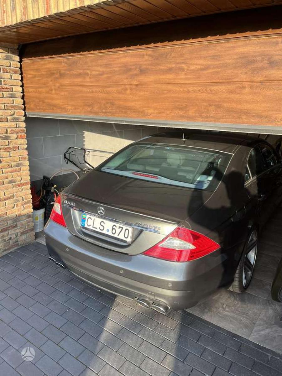 Brown Mercedes-Benz cls-63-amg 2007 in Kaunas, with an engine capacity of 6.21 L and mileage of 254 thousand km for 13300 €, photo 16 on AUTOMOTO.COM.LV