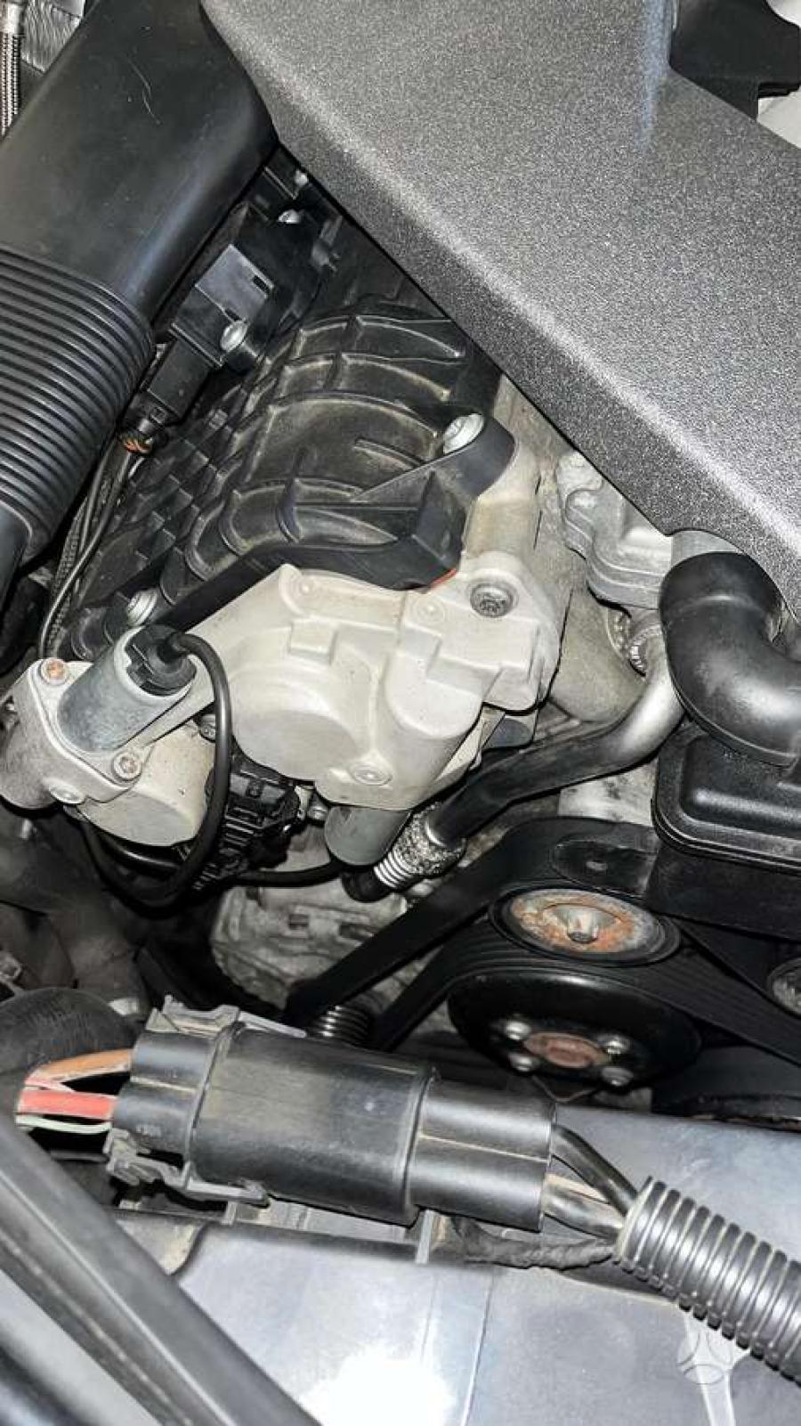 Brown Mercedes-Benz cls-63-amg 2007 in Kaunas, with an engine capacity of 6.21 L and mileage of 254 thousand km for 13300 €, photo 29 on AUTOMOTO.COM.LV