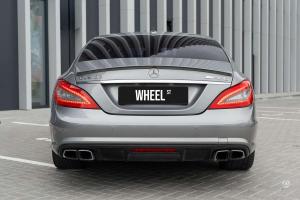 Grey Mercedes-Benz cls-63-amg 2012 in Vilnius, with an engine capacity of 5.46 L and mileage of 184 thousand km for 22000 €, photo 5 on AUTOMOTO.COM.LV
