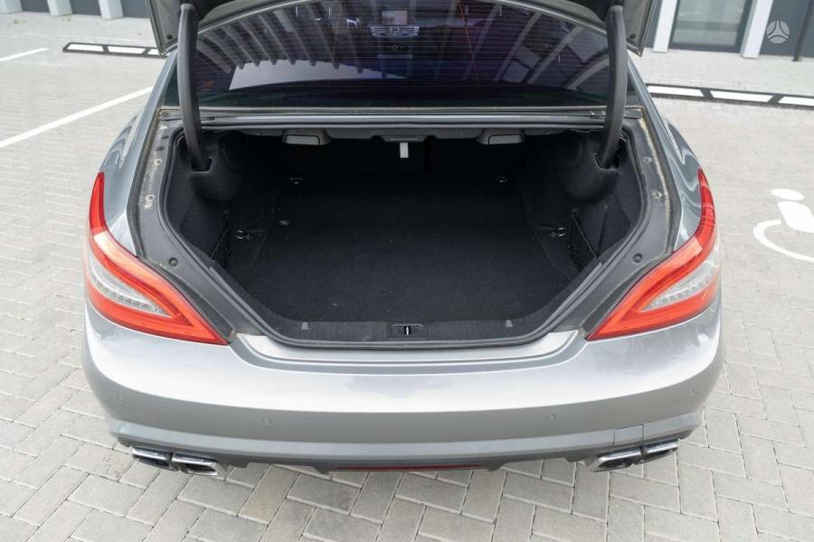 Grey Mercedes-Benz cls-63-amg 2012 in Vilnius, with an engine capacity of 5.46 L and mileage of 184 thousand km for 22000 €, photo 23 on AUTOMOTO.COM.LV