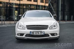 White Mercedes-Benz cls-63-amg 2006 in Riga, with an engine capacity of 6.30 L and mileage of 41 thousand km for 33000 €, photo 4 on AUTOMOTO.COM.LV