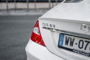 White Mercedes-Benz cls-63-amg 2006 in Riga, with an engine capacity of 6.30 L and mileage of 41 thousand km for 33000 €, photo 14 on AUTOMOTO.COM.LV