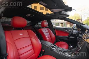 White Mercedes-Benz cls-63-amg 2006 in Riga, with an engine capacity of 6.30 L and mileage of 41 thousand km for 33000 €, photo 26 on AUTOMOTO.COM.LV