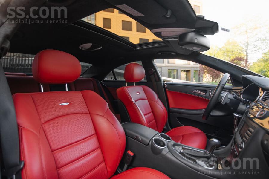 White Mercedes-Benz cls-63-amg 2006 in Riga, with an engine capacity of 6.30 L and mileage of 41 thousand km for 33000 €, photo 26 on AUTOMOTO.COM.LV