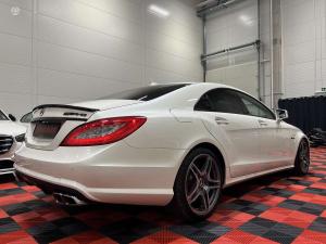 Balts Mercedes-Benz cls-63-amg 2014 Viļņa, ar dzinēja tilpumu 5.46 L un nobraukumu 77 tūkst. km par 38900 €, foto 5 vietnē AUTOMOTO.COM.LV