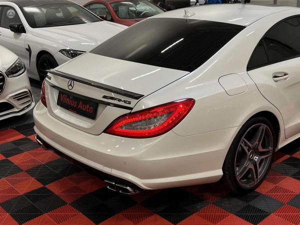 Мерседес ЦЛС 63 АМГ 2014 в Вильнюс на AUTOMOTO.COM.LV Белый Мерседес ЦЛС 63 АМГ 2014 в Вильнюс, объемом двигателя 5.46 л и пробегом 77 тыс. км за 38900 €, фото 10 на AUTOMOTO.COM.LV