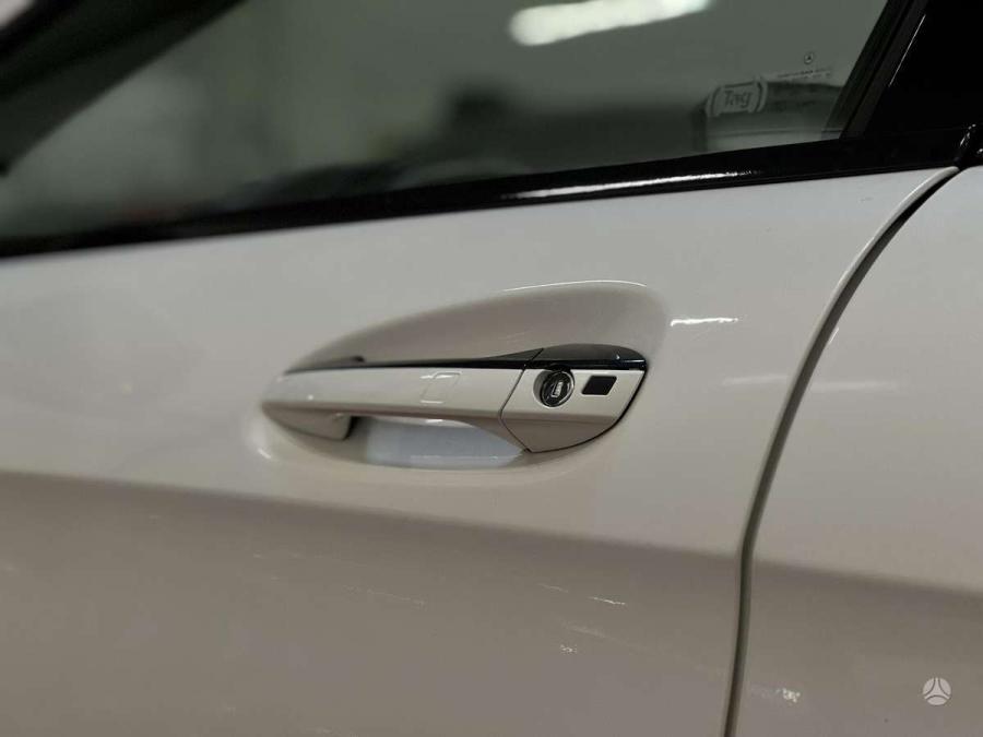 Balts Mercedes-Benz cls-63-amg 2014 Viļņa, ar dzinēja tilpumu 5.46 L un nobraukumu 77 tūkst. km par 38900 €, foto 14 vietnē AUTOMOTO.COM.LV
