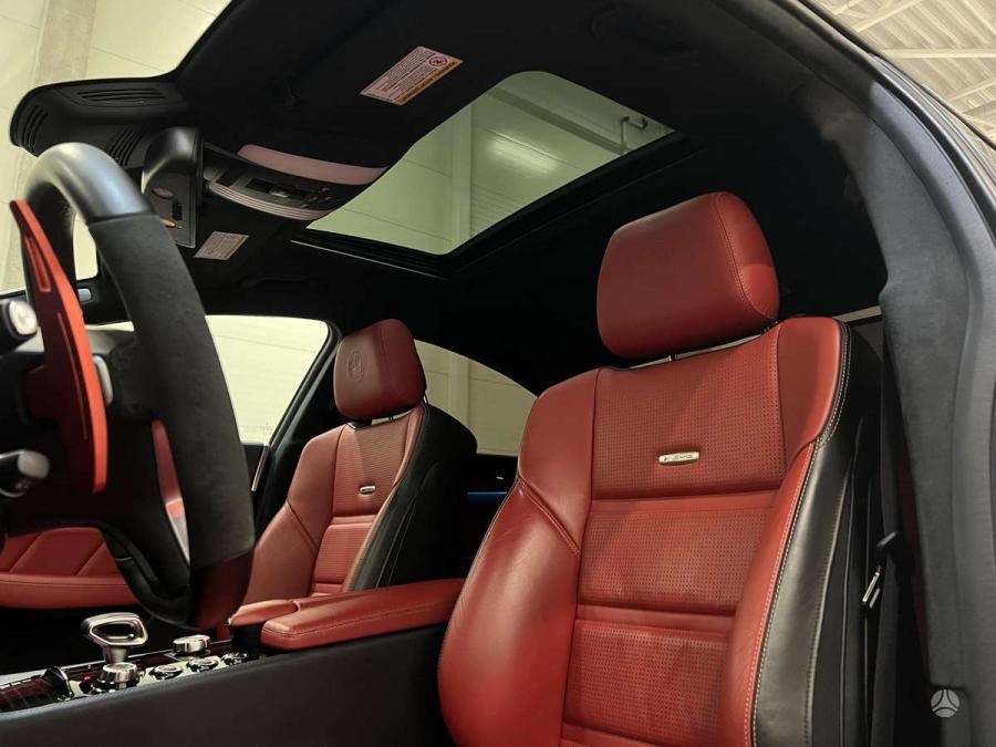 Balts Mercedes-Benz cls-63-amg 2014 Viļņa, ar dzinēja tilpumu 5.46 L un nobraukumu 77 tūkst. km par 38900 €, foto 17 vietnē AUTOMOTO.COM.LV