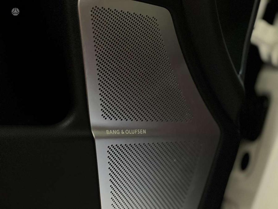Balts Mercedes-Benz cls-63-amg 2014 Viļņa, ar dzinēja tilpumu 5.46 L un nobraukumu 77 tūkst. km par 38900 €, foto 20 vietnē AUTOMOTO.COM.LV