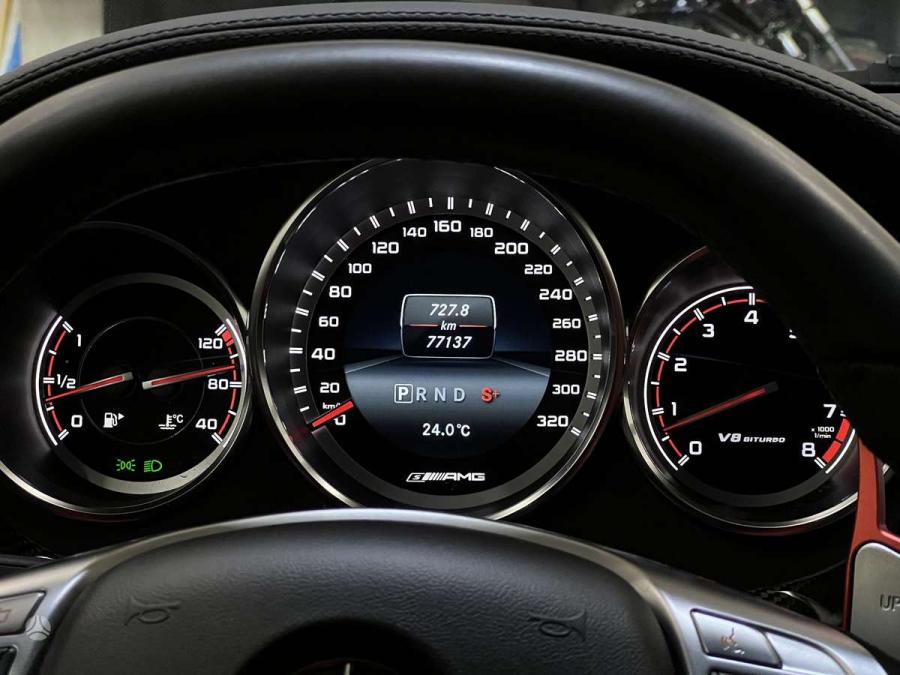 Balts Mercedes-Benz cls-63-amg 2014 Viļņa, ar dzinēja tilpumu 5.46 L un nobraukumu 77 tūkst. km par 38900 €, foto 28 vietnē AUTOMOTO.COM.LV