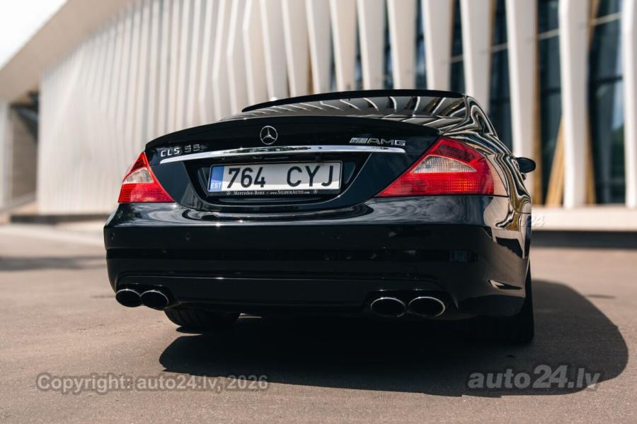 Black Mercedes-Benz CLS-Class 2005 in Tallinn, with an engine capacity of 5.40 L and mileage of 126 thousand km for 22000 €, photo 7 on AUTOMOTO.COM.LV