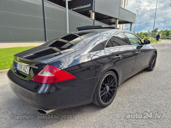 Melns Mercedes-Benz CLS-Class 2005 Tallina, ar dzinēja tilpumu 3.50 L un nobraukumu 250 tūkst. km par 5500 €, foto 4 vietnē AUTOMOTO.COM.LV