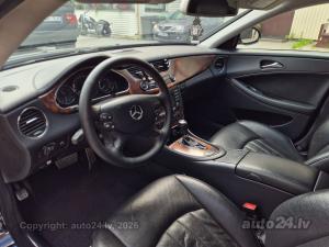 Melns Mercedes-Benz CLS-Class 2005 Tallina, ar dzinēja tilpumu 3.50 L un nobraukumu 250 tūkst. km par 5500 €, foto 14 vietnē AUTOMOTO.COM.LV