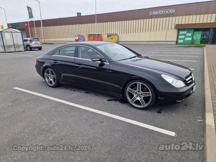 Black Mercedes-Benz CLS-Class 2005 in Tallinn, with an engine capacity of 3.50 L and mileage of 576 thousand km for 4000 €, photo 3 on AUTOMOTO.COM.LV