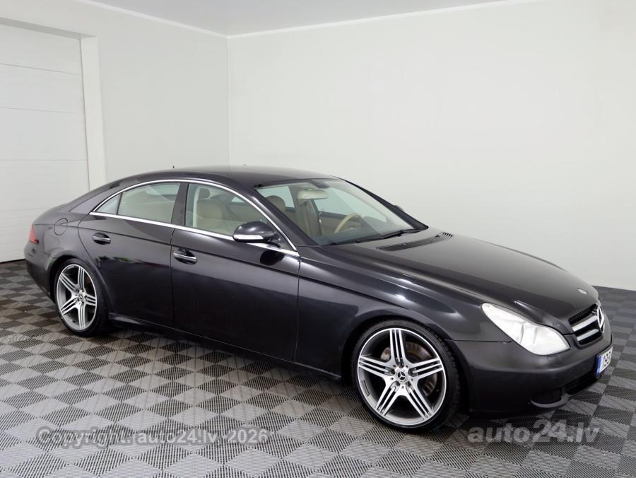 Melns Mercedes-Benz CLS-Class 2005 Tallina, ar dzinēja tilpumu 3.50 L un nobraukumu 298 tūkst. km par 1999 €, foto 1 vietnē AUTOMOTO.COM.LV