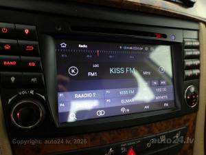 Melns Mercedes-Benz CLS-Class 2005 Tallina, ar dzinēja tilpumu 3.50 L un nobraukumu 298 tūkst. km par 1999 €, foto 9 vietnē AUTOMOTO.COM.LV