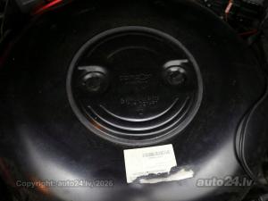 Melns Mercedes-Benz CLS-Class 2005 Tallina, ar dzinēja tilpumu 3.50 L un nobraukumu 298 tūkst. km par 1999 €, foto 11 vietnē AUTOMOTO.COM.LV