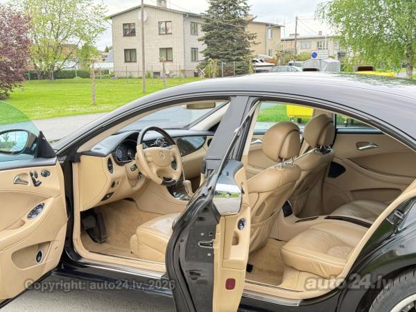 Черный Мерседес ЦЛС-Класс 2005 в Таллин, объемом двигателя 5.00 л и пробегом 320 тыс. км за 5800 €, фото 6 на AUTOMOTO.COM.LV