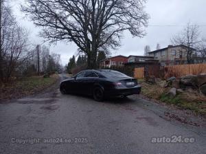 Black Mercedes-Benz CLS-Class 2006 in Tallinn, with an engine capacity of 3.00 L and mileage of 266 thousand km for 3650 €, photo 2 on AUTOMOTO.COM.LV