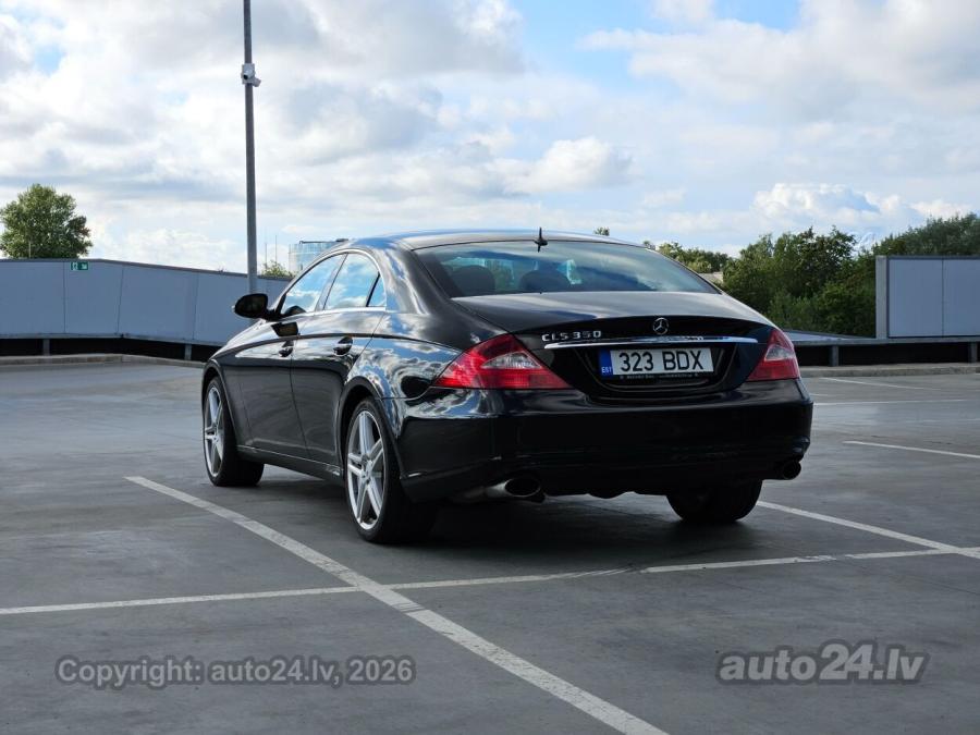 Melns Mercedes-Benz CLS-Class 2006 Tallina, ar dzinēja tilpumu 3.50 L un nobraukumu 255 tūkst. km par 6500 €, foto 4 vietnē AUTOMOTO.COM.LV