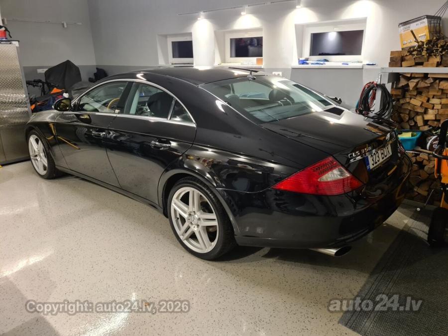 Black Mercedes-Benz CLS-Class 2006 in Tallinn, with an engine capacity of 3.50 L and mileage of 255 thousand km for 6500 €, photo 9 on AUTOMOTO.COM.LV