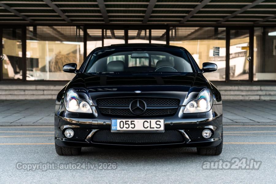Melns Mercedes-Benz CLS-Class 2006 Tallina, ar dzinēja tilpumu 5.40 L un nobraukumu 244 tūkst. km par 20000 €, foto 3 vietnē AUTOMOTO.COM.LV