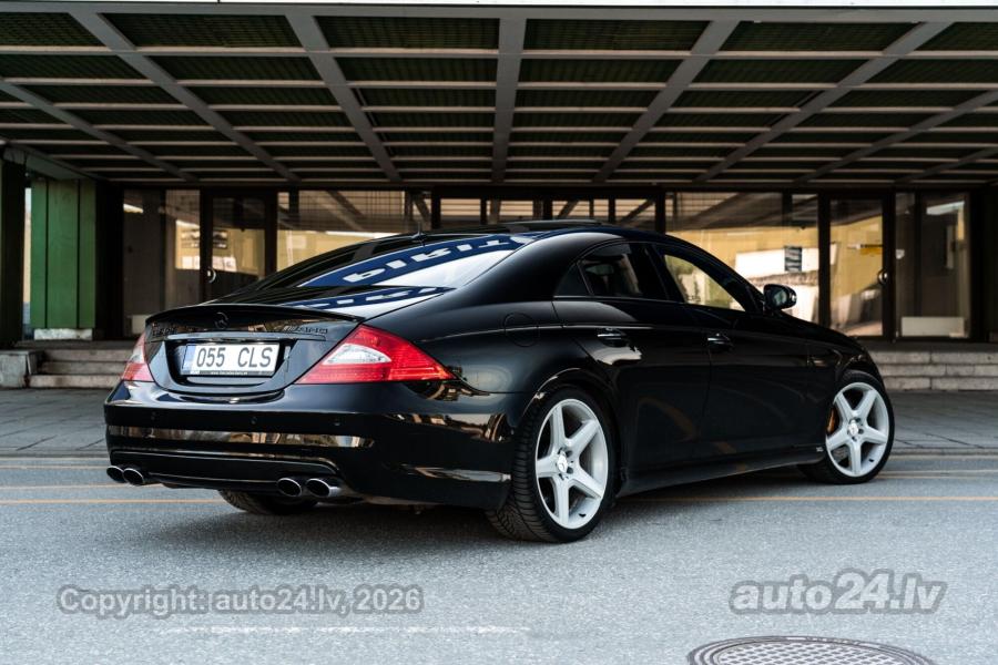 Melns Mercedes-Benz CLS-Class 2006 Tallina, ar dzinēja tilpumu 5.40 L un nobraukumu 244 tūkst. km par 20000 €, foto 8 vietnē AUTOMOTO.COM.LV