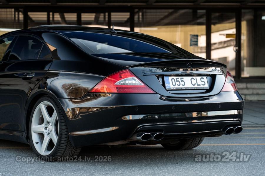 Melns Mercedes-Benz CLS-Class 2006 Tallina, ar dzinēja tilpumu 5.40 L un nobraukumu 244 tūkst. km par 20000 €, foto 12 vietnē AUTOMOTO.COM.LV